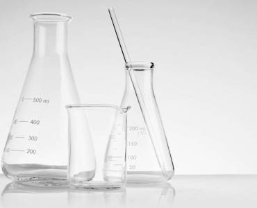 How To Clean Glassware In A Laboratory