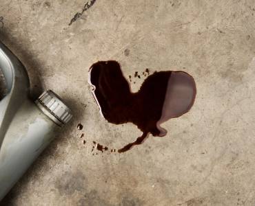 How To Clean Up Oil Spill On The Floor